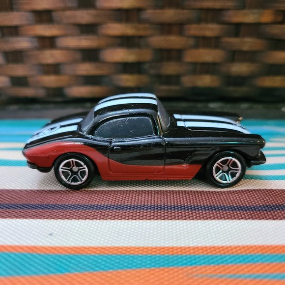 MATCHBOX | Toys | 62 Corvette Taco Bell Promo Exclusive 998 Matchbox ...